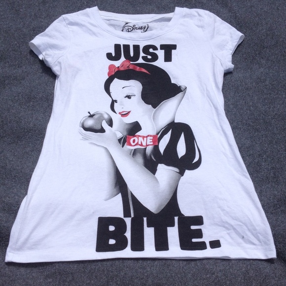 Disney | Tops | Disneys Snow White Tee Nwot | Poshmark